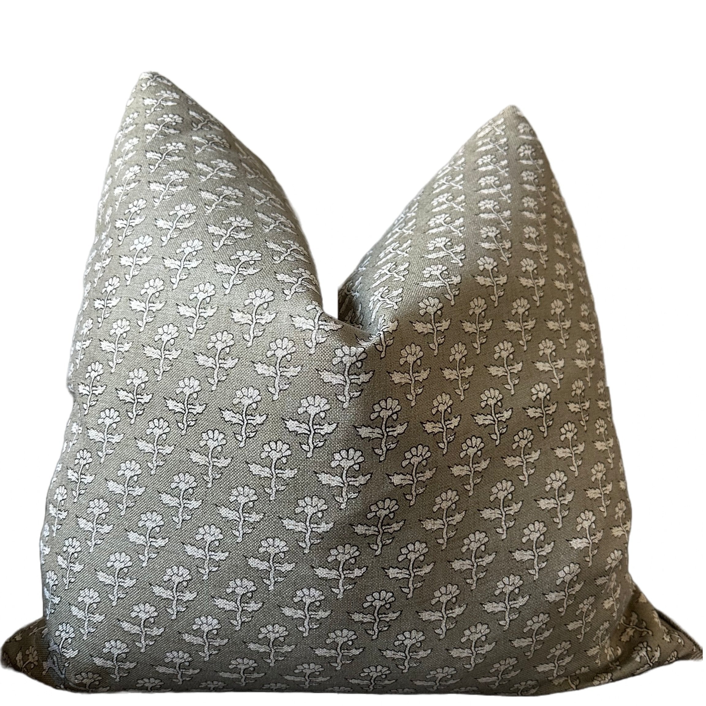 Noa Sage Pillow Cover – Rennah